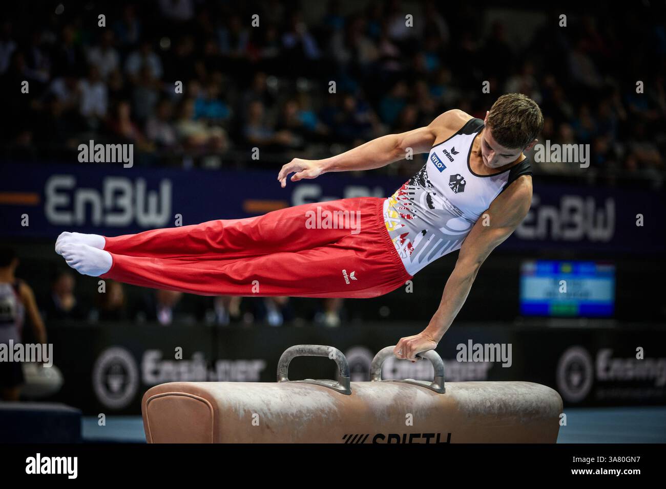 Timo Eder (GER, MTV Ludwigsburg) am Pauschenpferd / 40. EnBW DTB Pokal ...