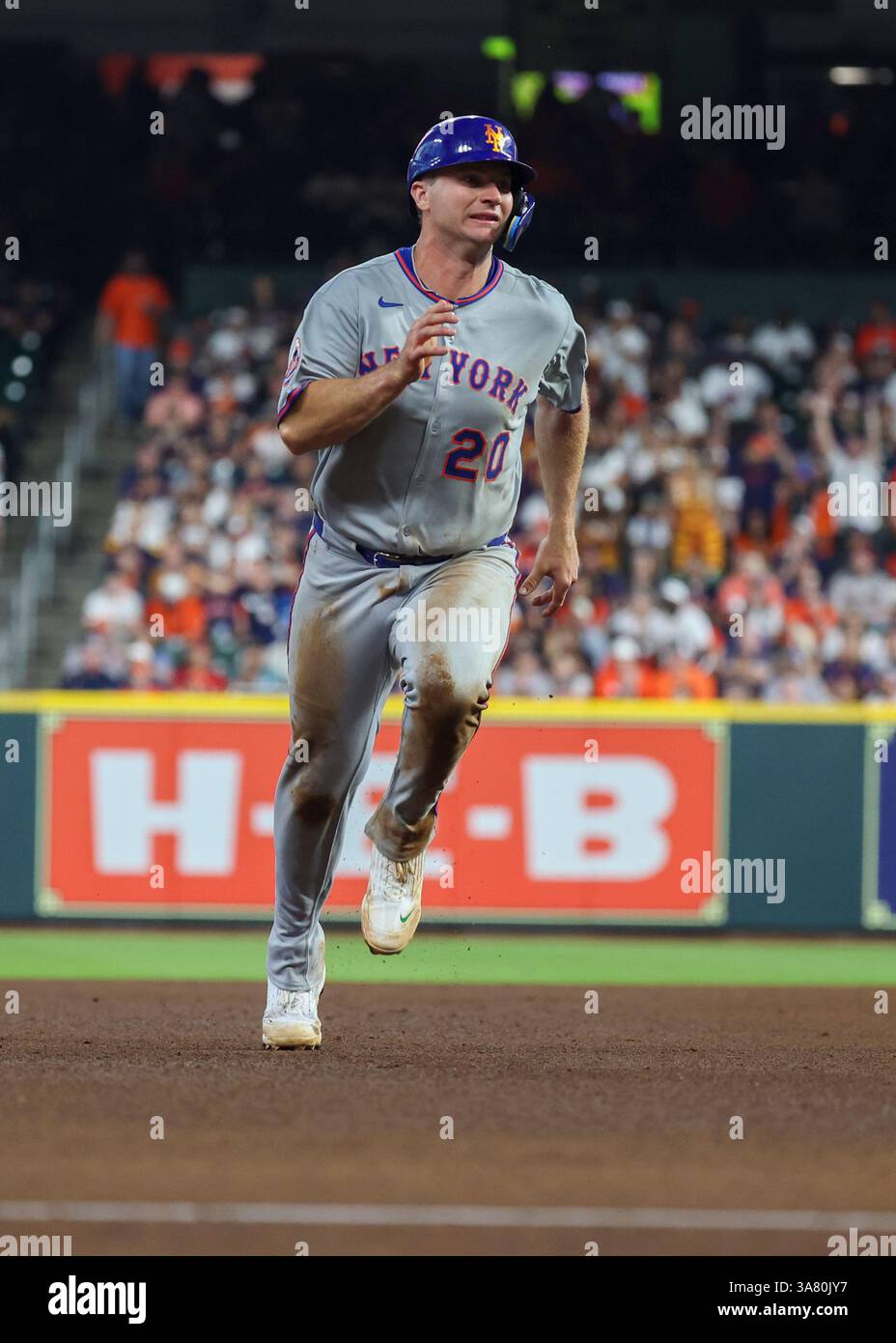 HOUSTON, TX - MARCH 27: New York Mets first baseman Pete Alonso (20 ...