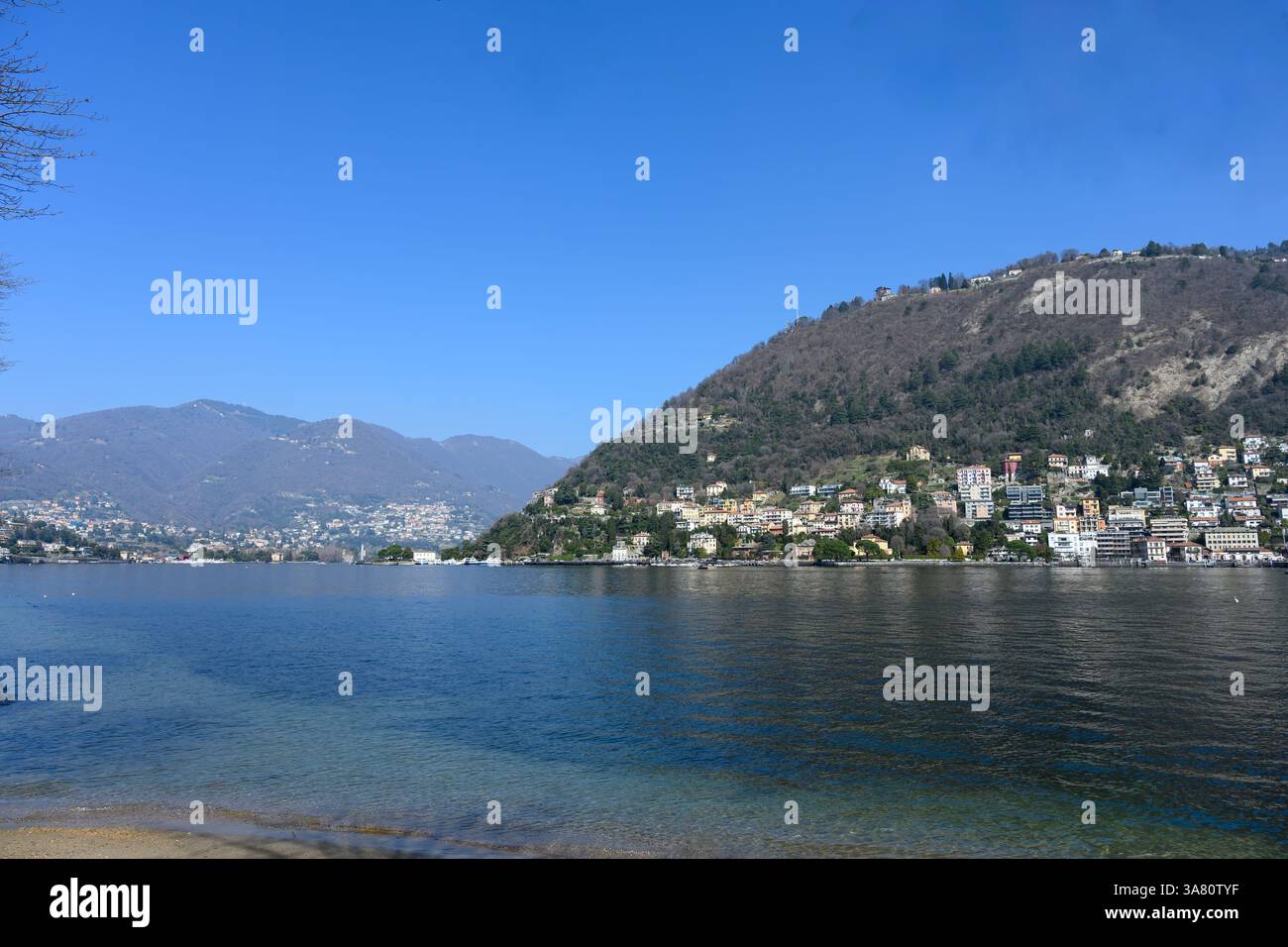 Lake Como in the spring – Como, Italy – 05 March 2025 Stock Photo - Alamy