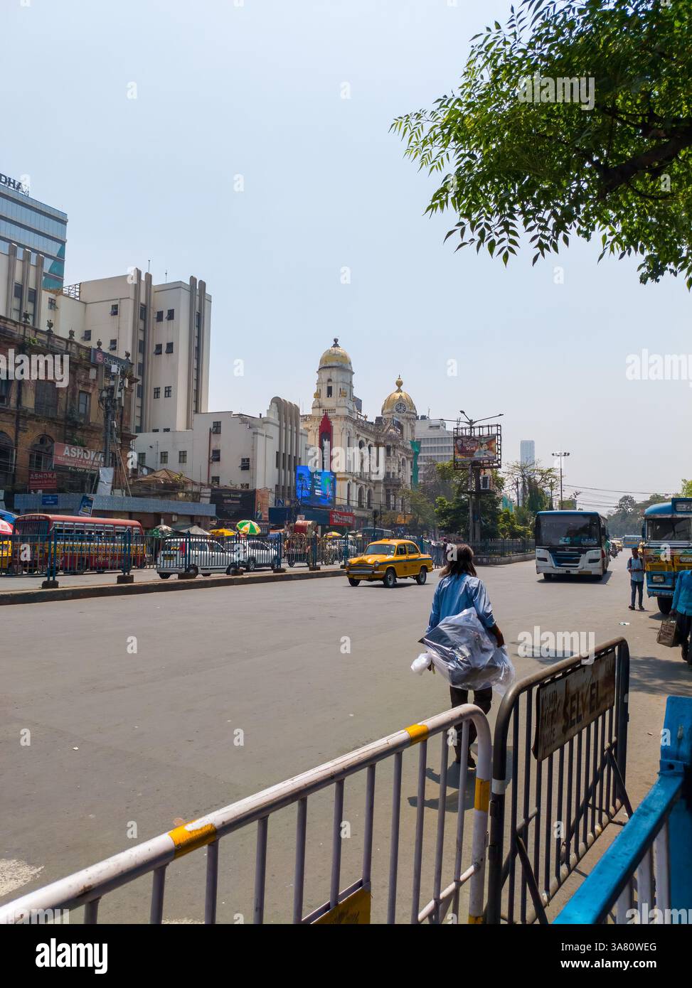 Esplanade,Kolkata, India. 27th March, 2025.Esplanade is a neighbourhood ...