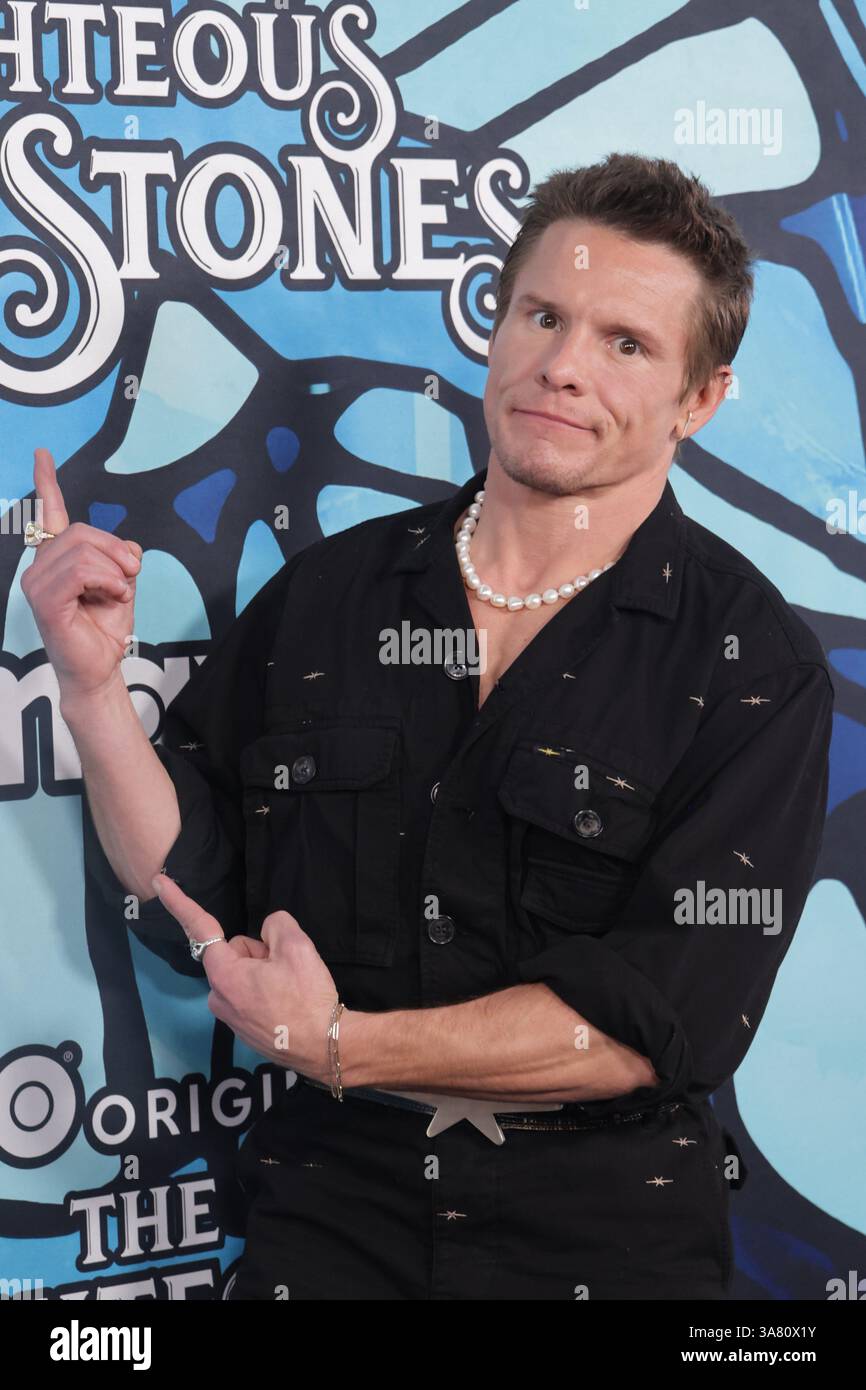 Tony Cavalero attends the final season premiere of HBO Original Series ...