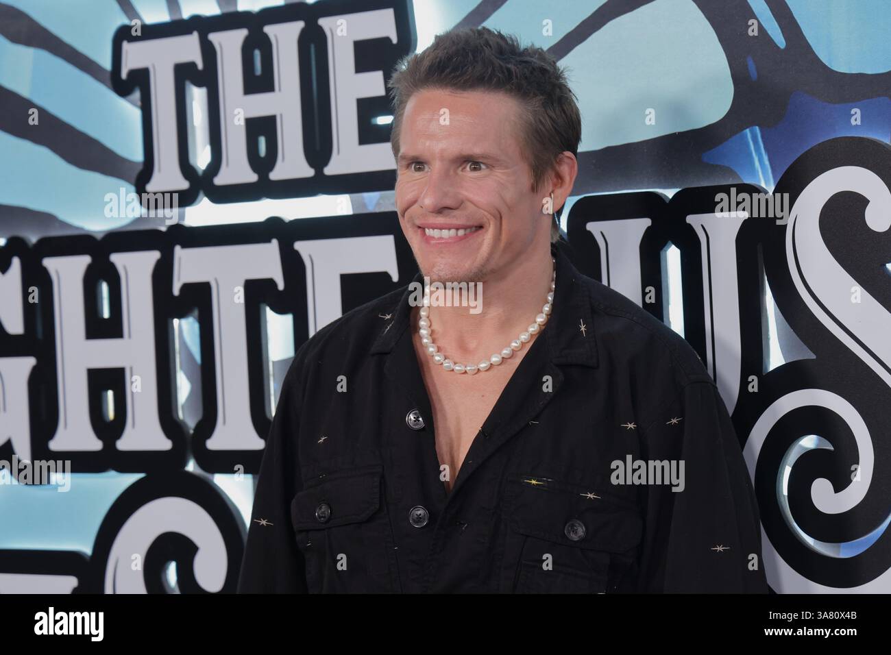 Tony Cavalero attends the final season premiere of HBO Original Series ...
