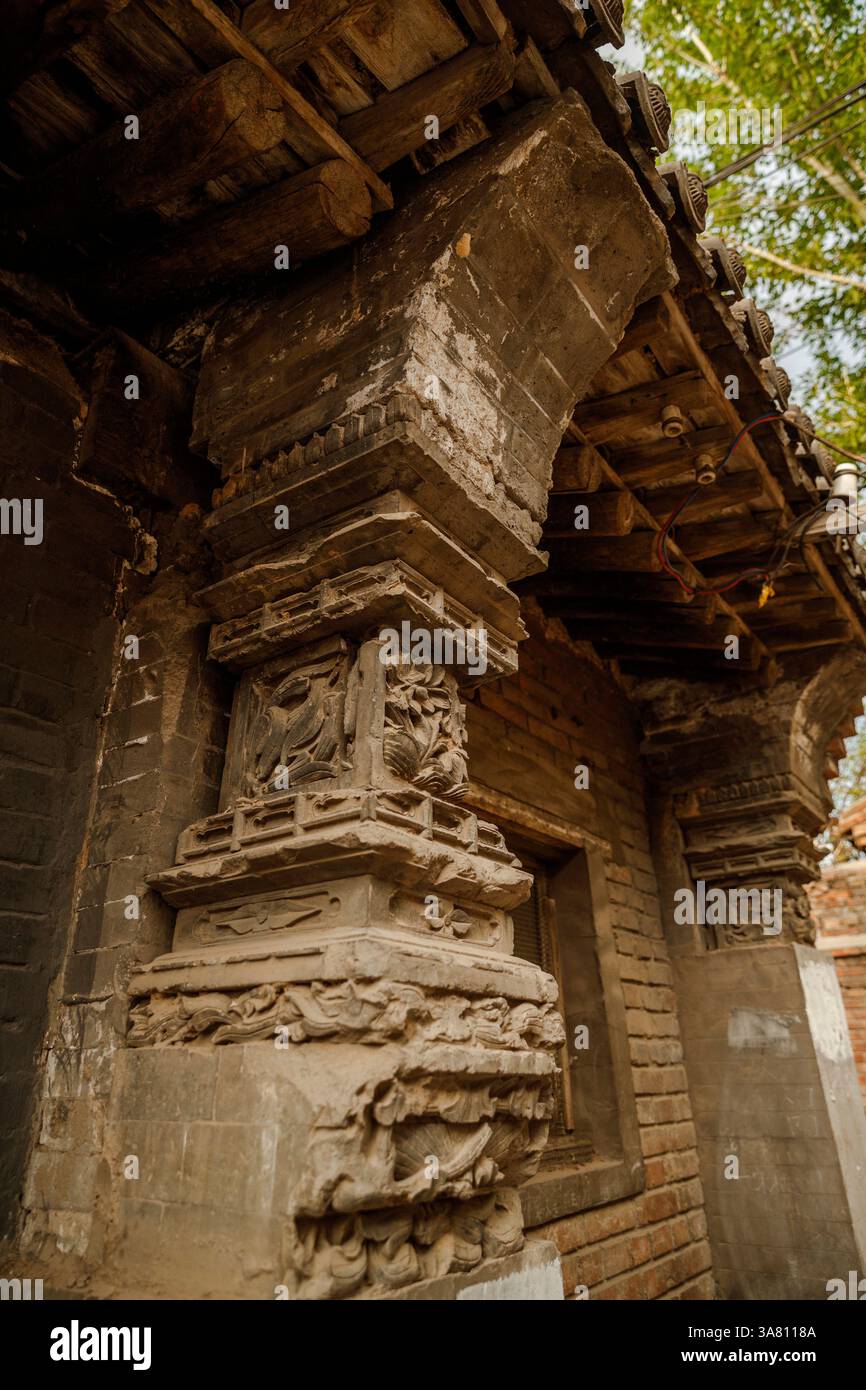 Ornate blue gate brick hi-res stock photography and images - Alamy