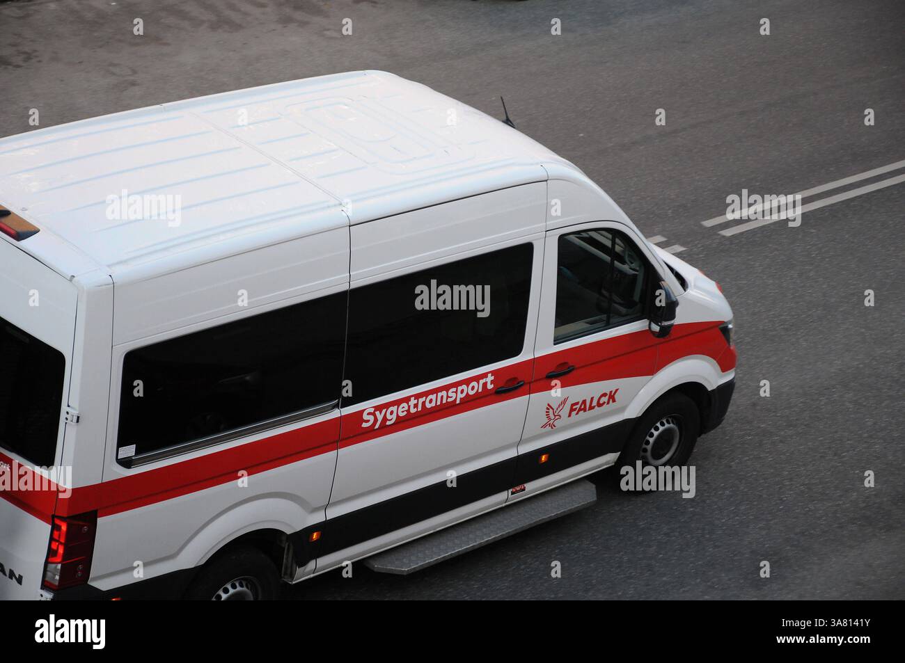 Sick falck van hi-res stock photography and images - Alamy