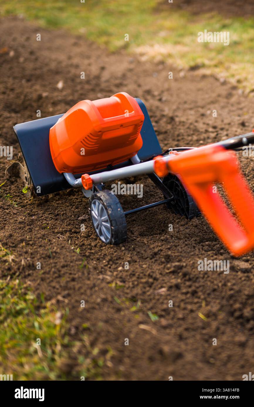 Garden tiller, rotary tiller, mini cultivator or rotavator. Tillers ...