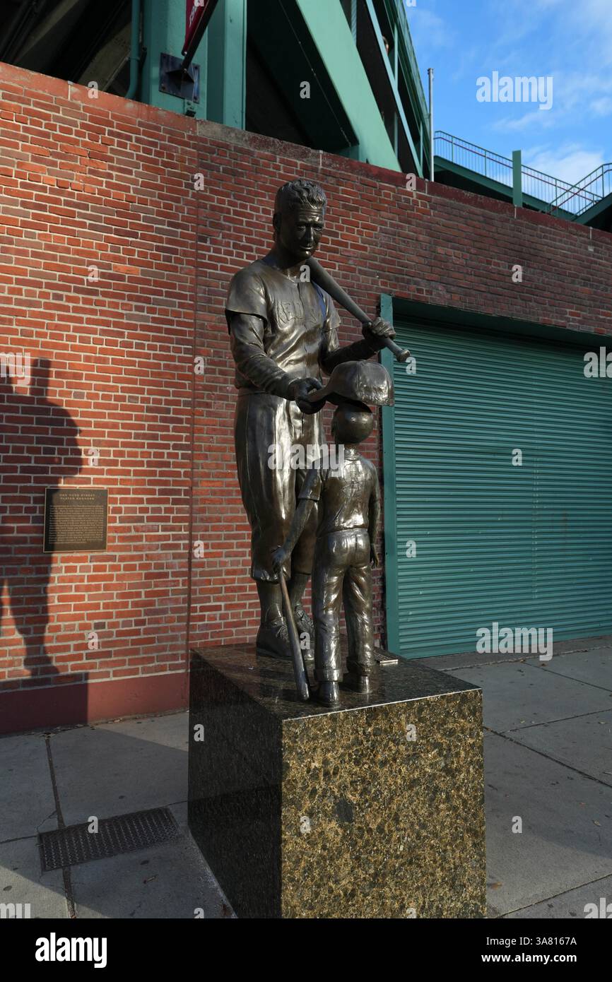 A statue of former Boston Red Sox player Ted Williams outside the ...