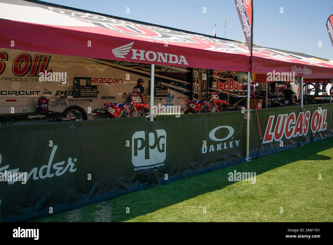 May 4, 2013 - Las Vegas, Nevada, U.S. - The Lucas Oil Honda factory ...