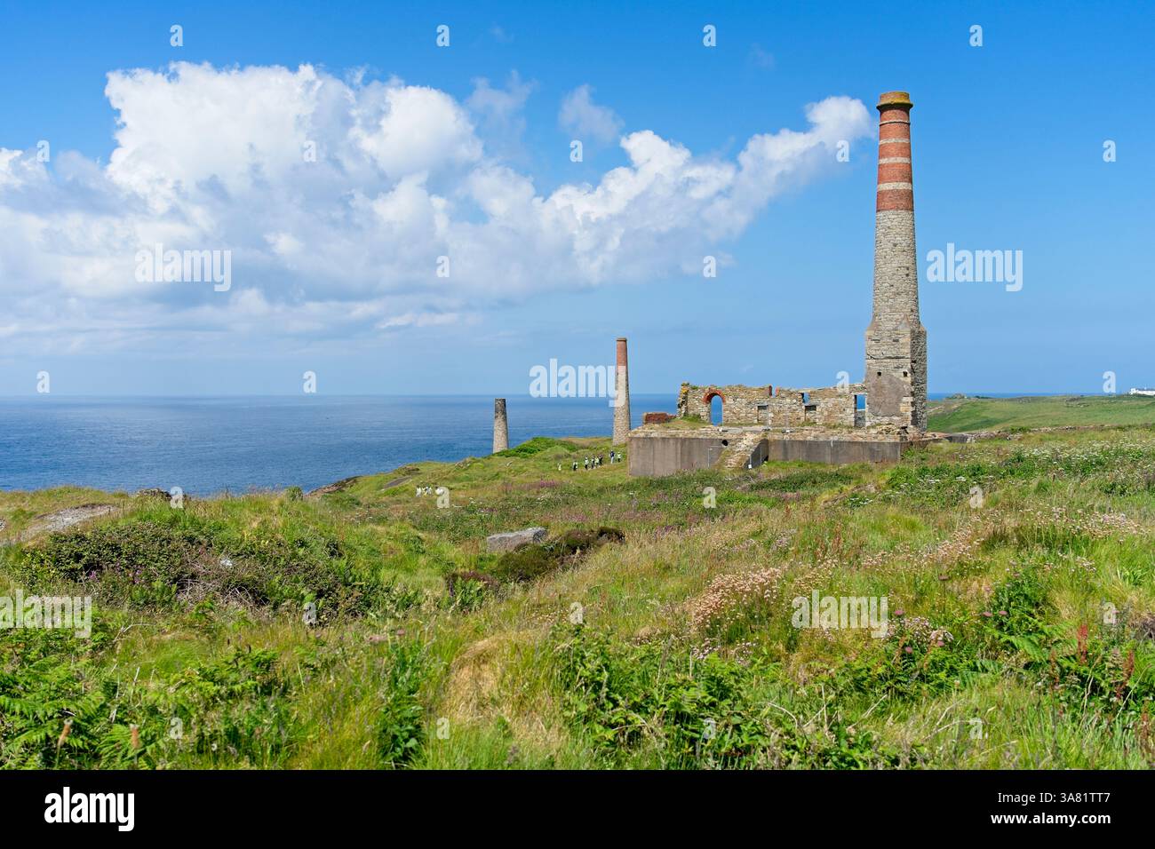 The historic Levant Tin Mines with the Beam Engine building near ...