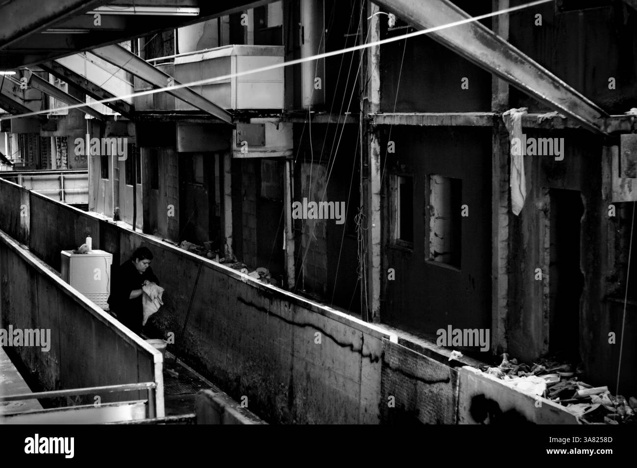 Oct. 13, 2010 - Naples, Italy - Vision from the inside of the famous ...