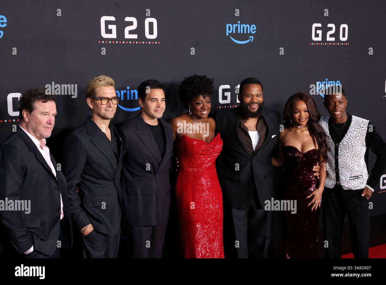 Los Angeles, United States. 27th Mar, 2025. (L-R) Douglas Hodge, Antony ...