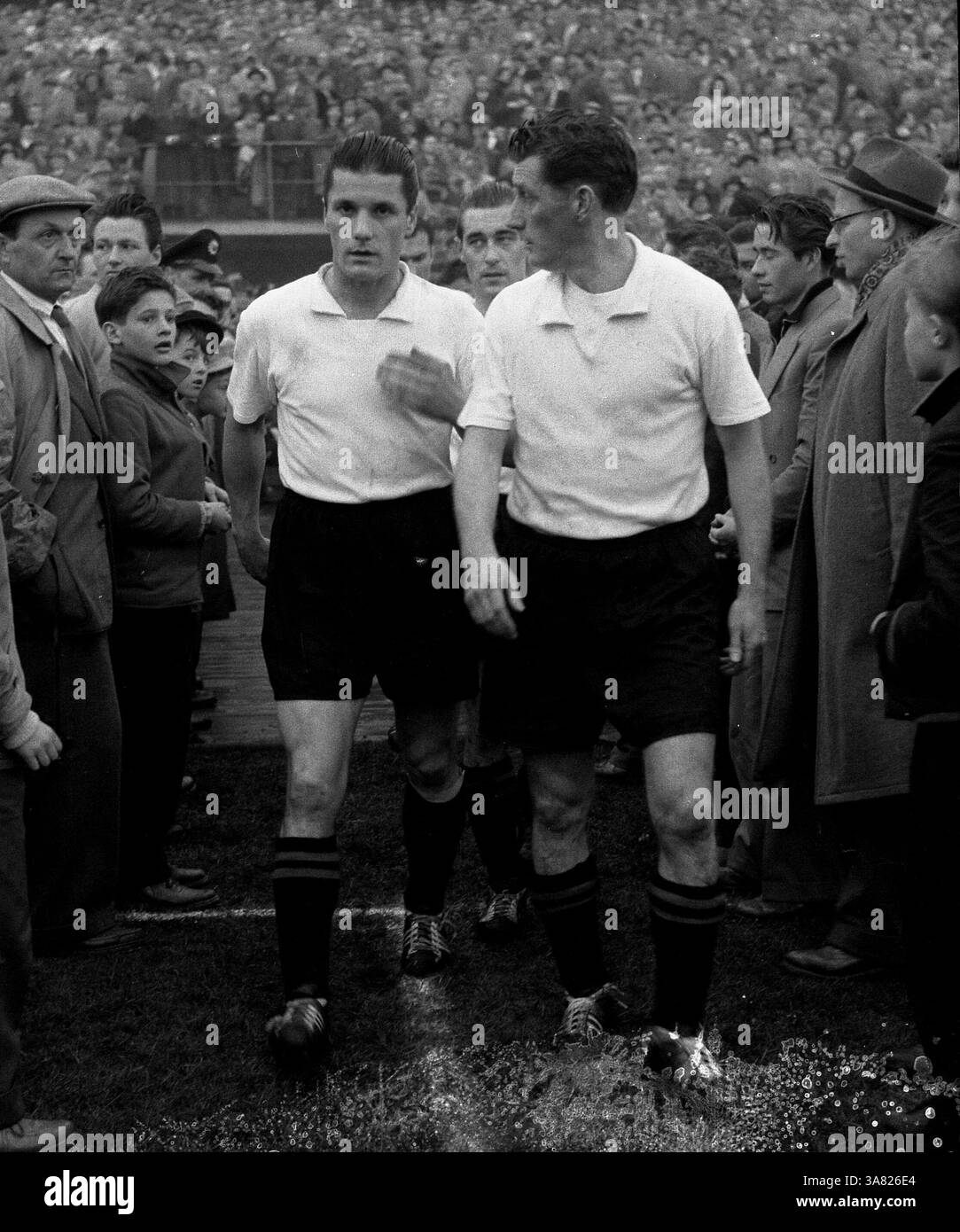 2010 1 Black and White Stock Photos & Images - Alamy