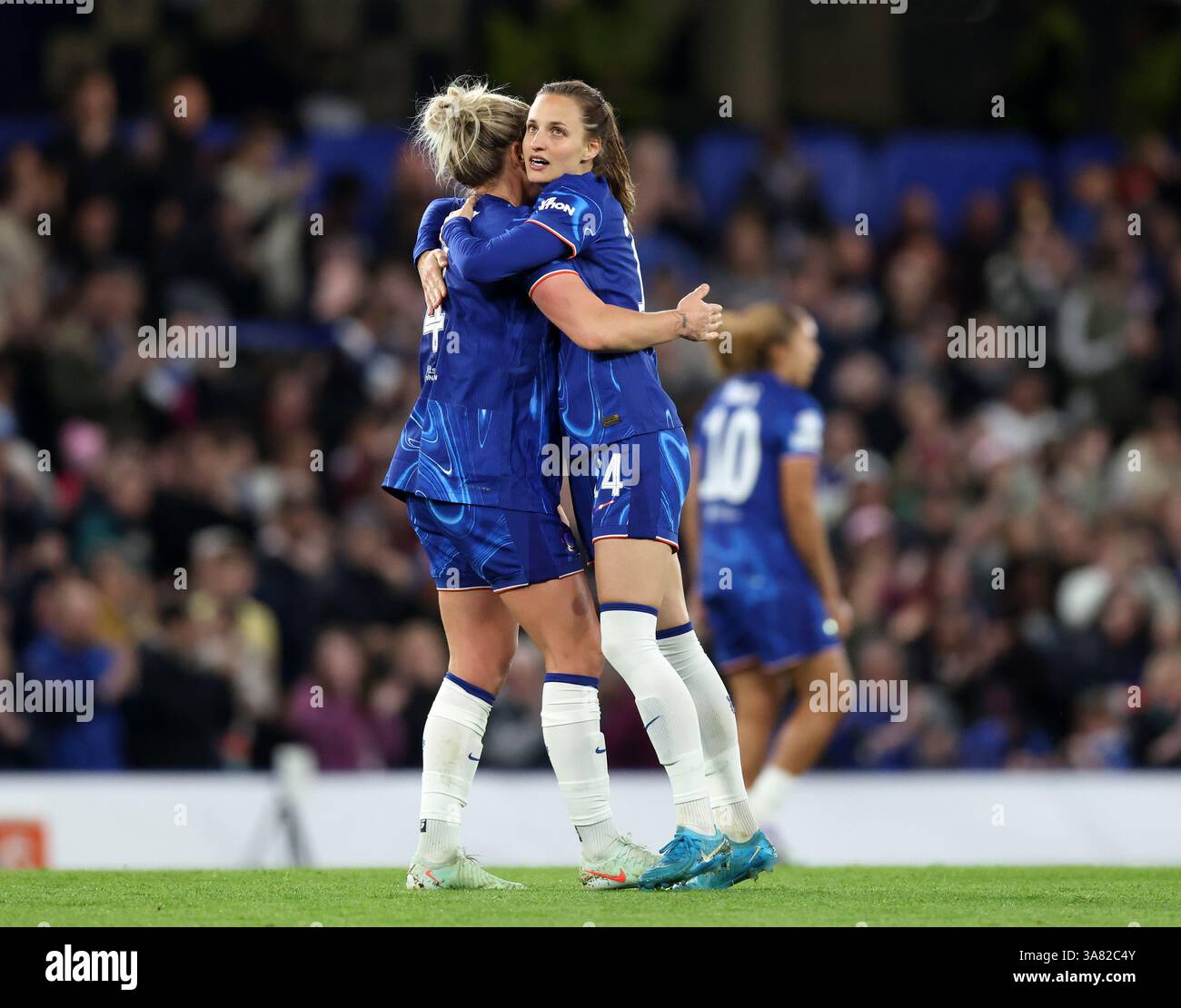 London, UK. 27th Mar, 2025. Nathalie Björn of Chelsea celebrates ...