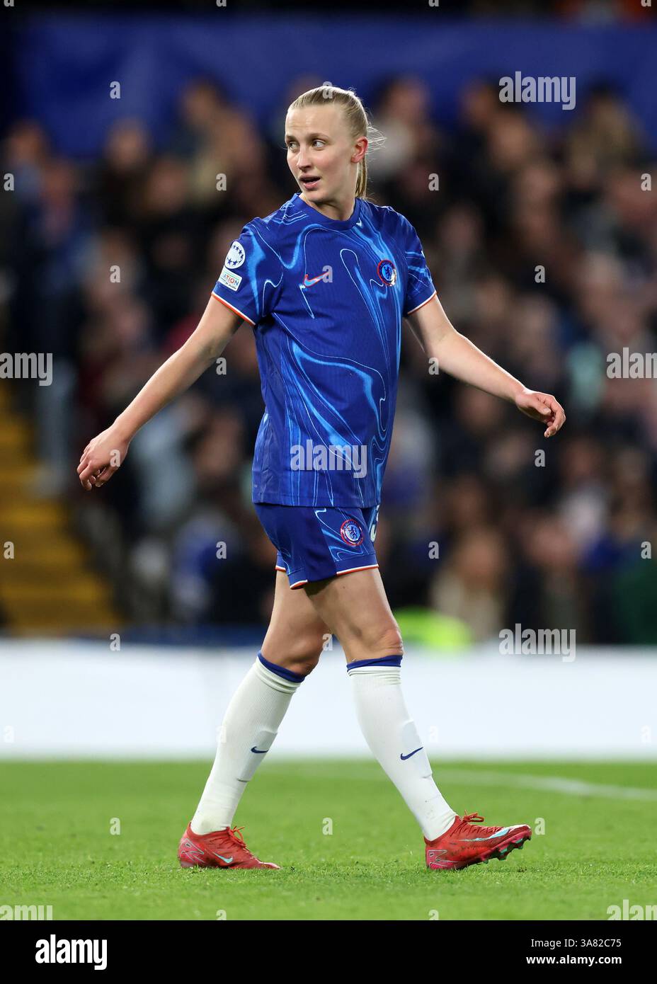 London, UK. 27th Mar, 2025. Aggie Beever-Jones of Chelsea during the ...