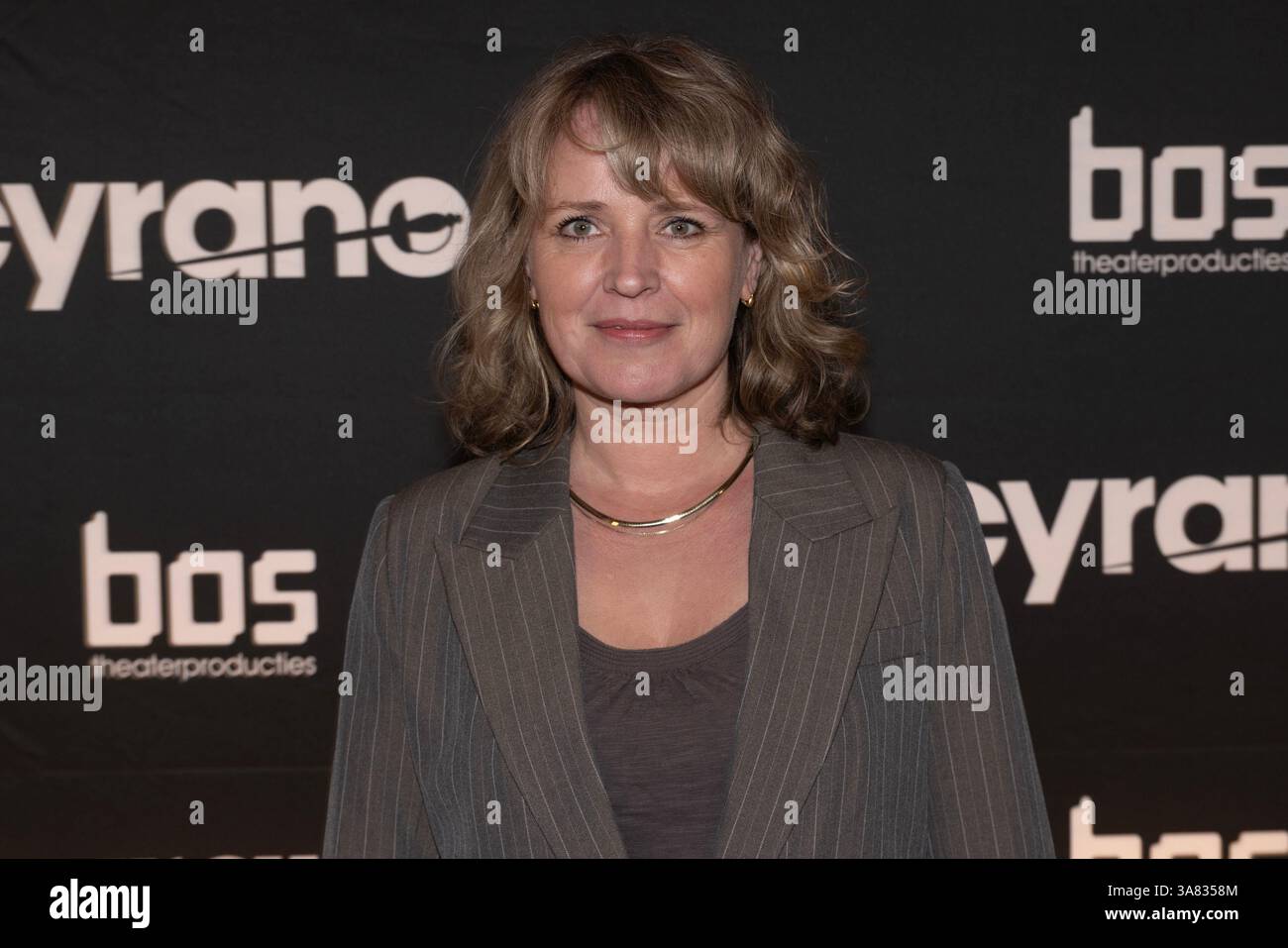 Premiere Cyrano THE HAGUE, NETHERLANDS - MARCH 27: Ricky Koole during ...