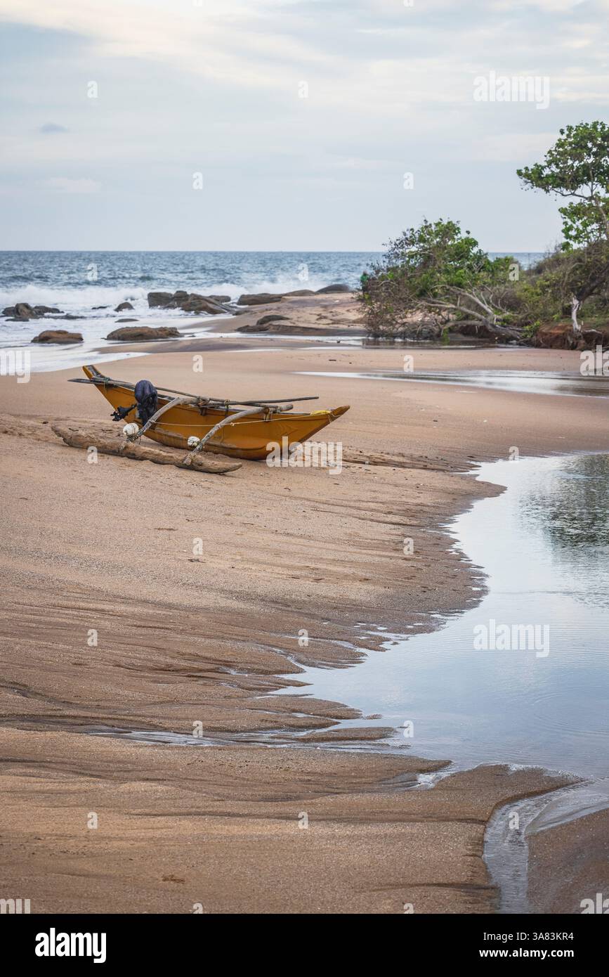 local boats on the beach Stock Photo - Alamy