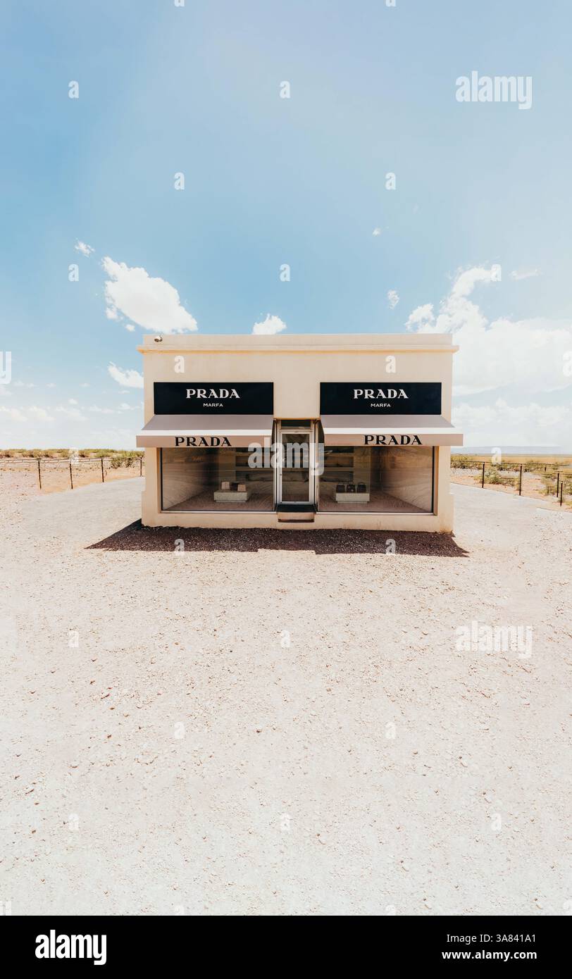 Prada Marfa storefront Art installation Stock Photo - Alamy