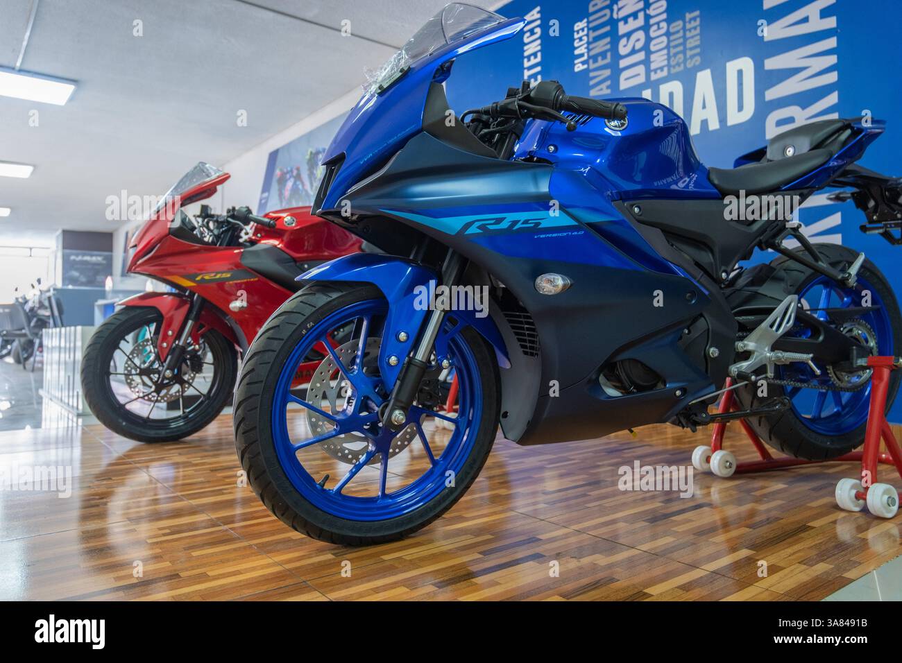 Lima, Peru, 15 Mar 2025. Yamaha r15 version 4.0 new colors, motorcycles ...
