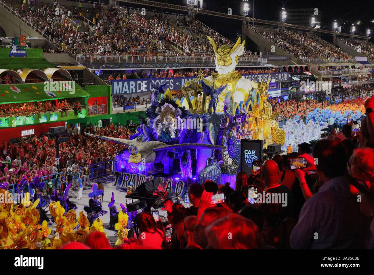 Sambadrome Parade, Rio Carnival, Rio de Janeiro, Brazil - samba school ...
