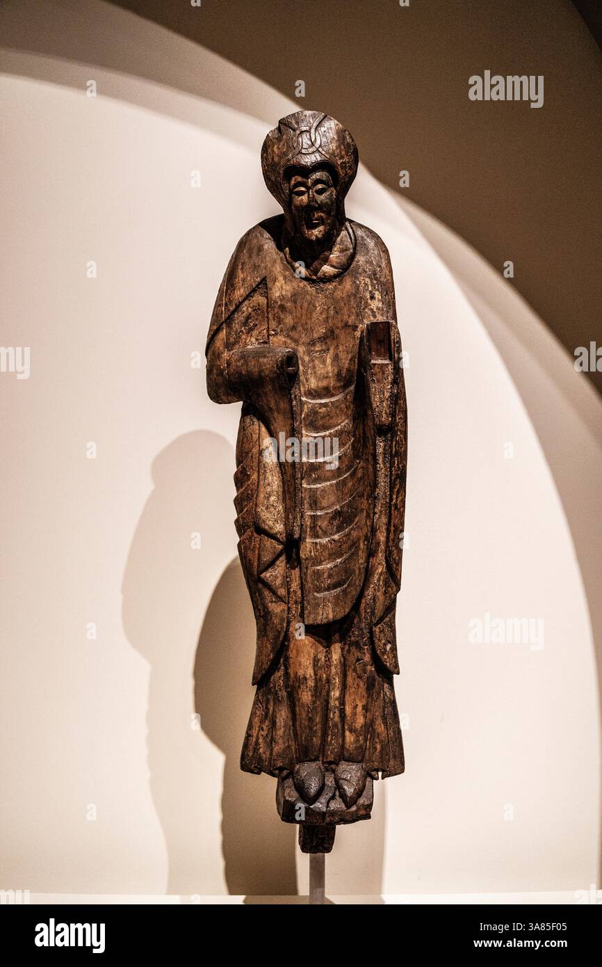 Virgin of the Descent from Durró, 12th century, wood carving with ...