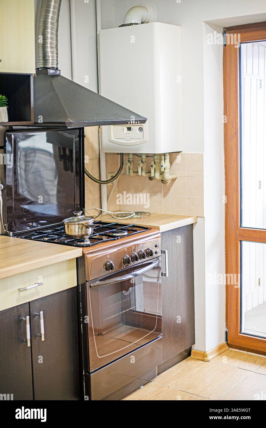 Eco friendly kitchen features hi-res stock photography and images - Alamy