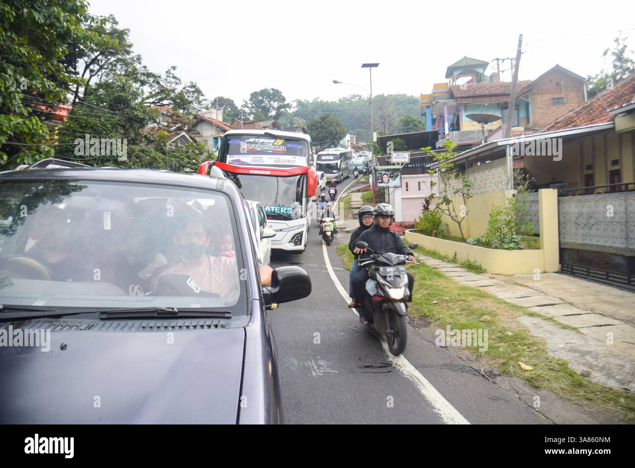 March 28, 2025, Bandung Regency, West Java, Indonesia: Travelers stuck ...