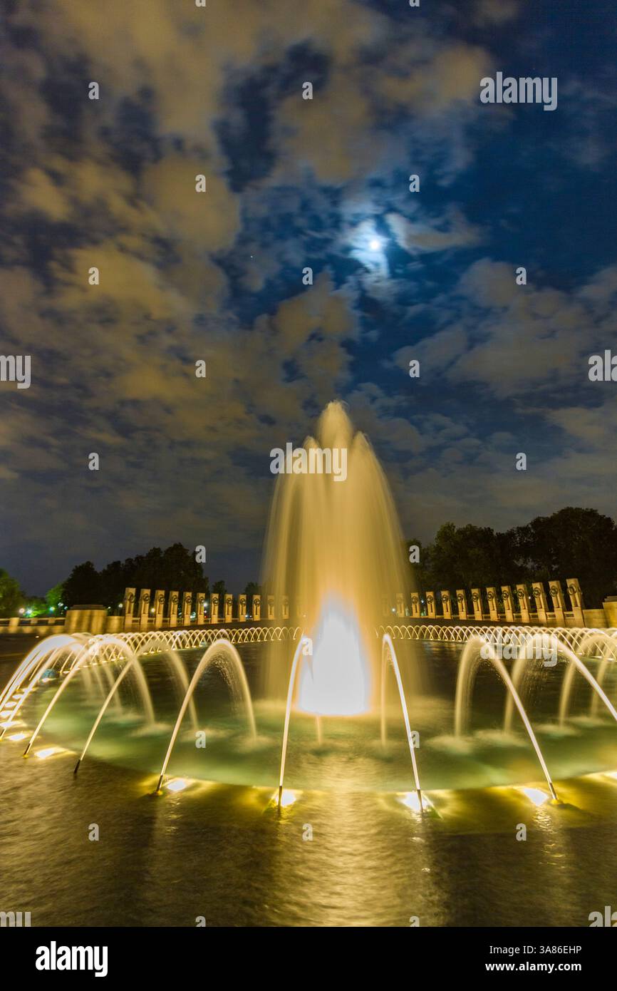 Moonlight night fountains illuminated night hi-res stock photography ...