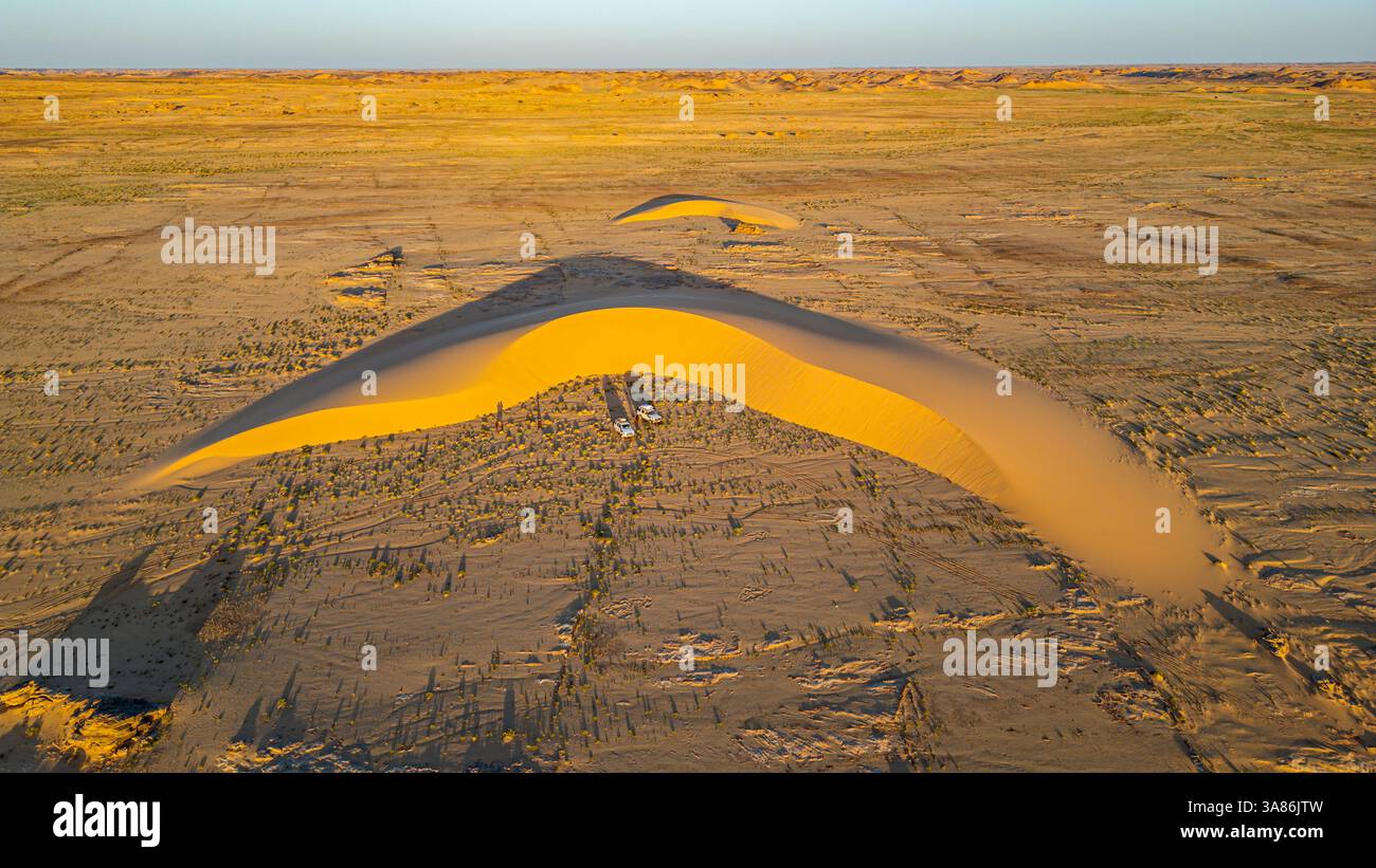 Aerial of a beautiful sand dune in the Tibesti Mountains, Chad Stock ...