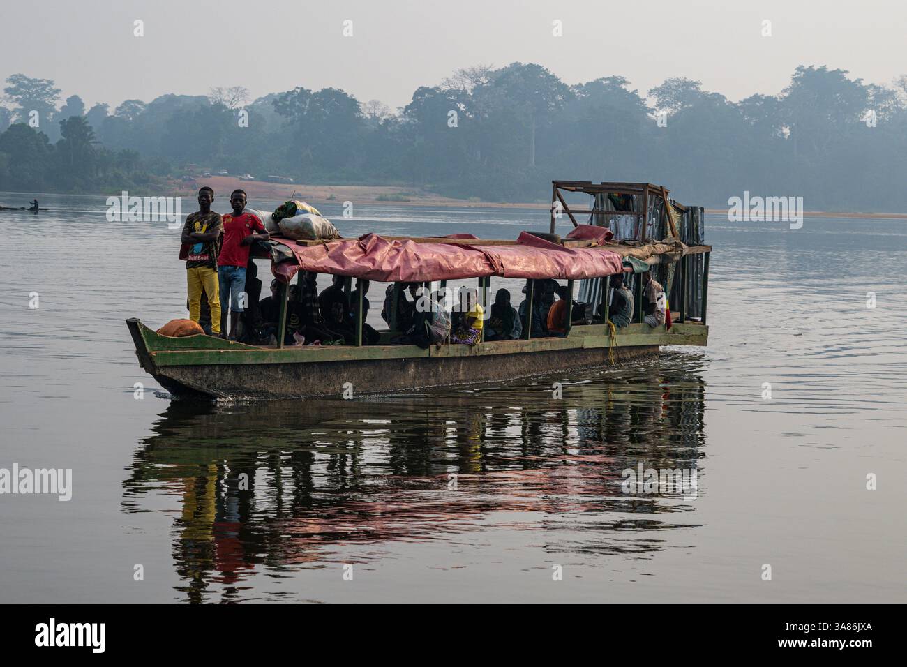 Local transport on the Sangha River, Ouesso, Republic of Congo Stock ...