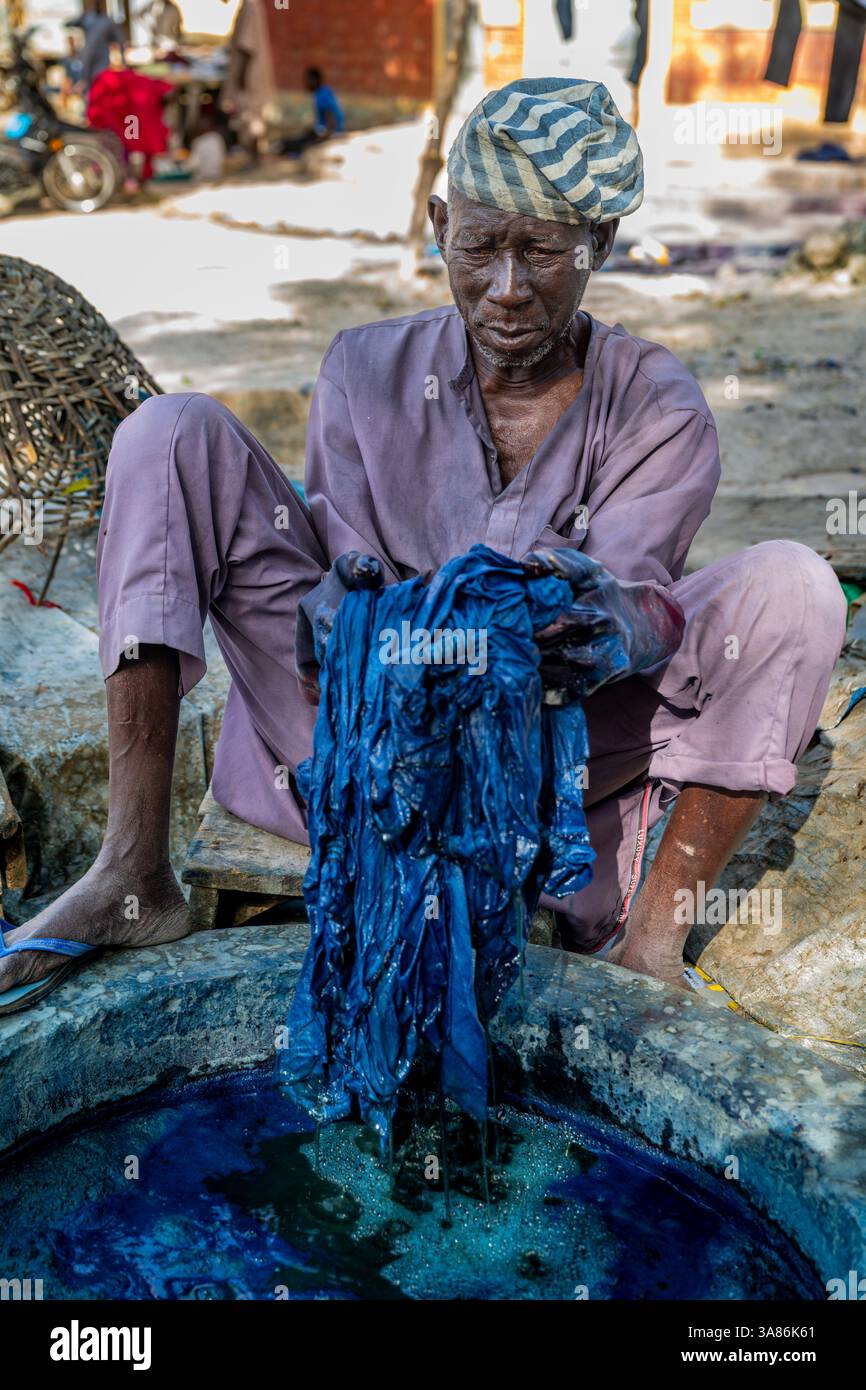 Indigo dye nigeria hi-res stock photography and images - Alamy
