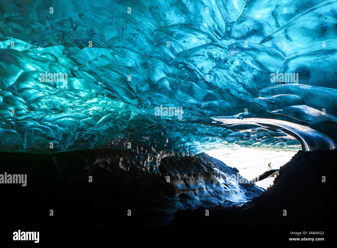 Sapphire ice cave, Vatnajokull glacier, Iceland Stock Photo - Alamy
