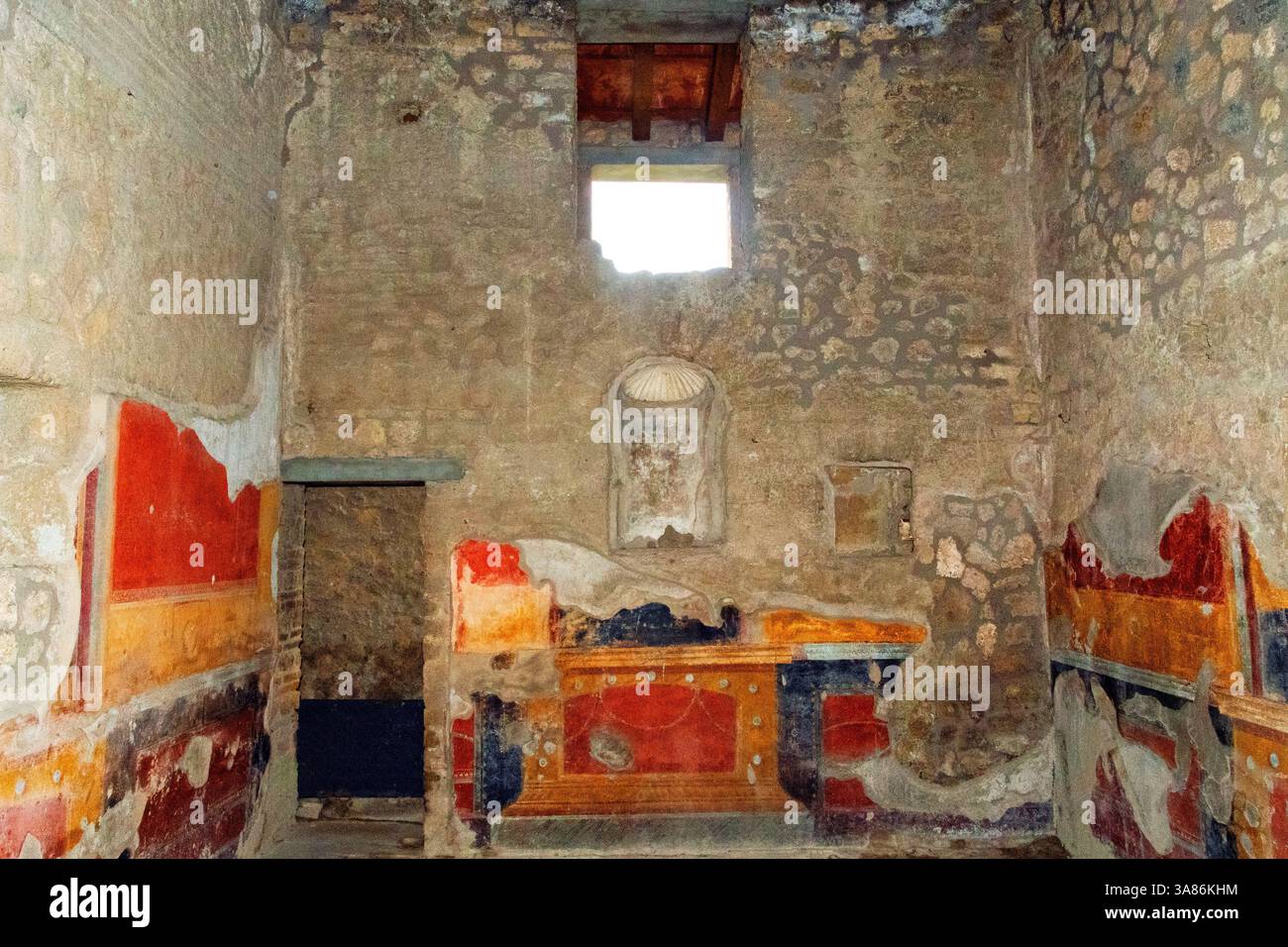 Pompeii frescoes murals paintings hi-res stock photography and images ...