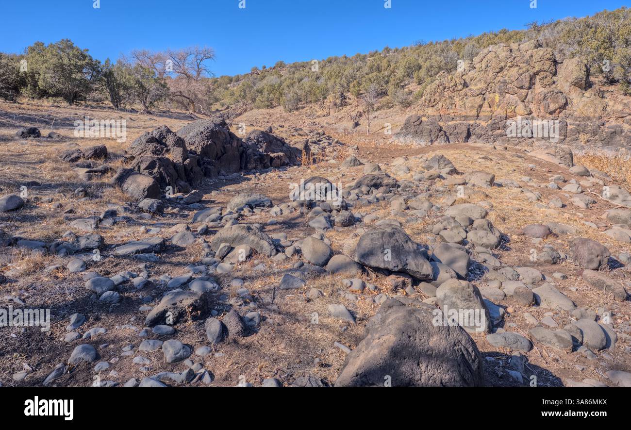 Basalt formation in Johnson Canyon east of the Bainbridge Steel Dam ...