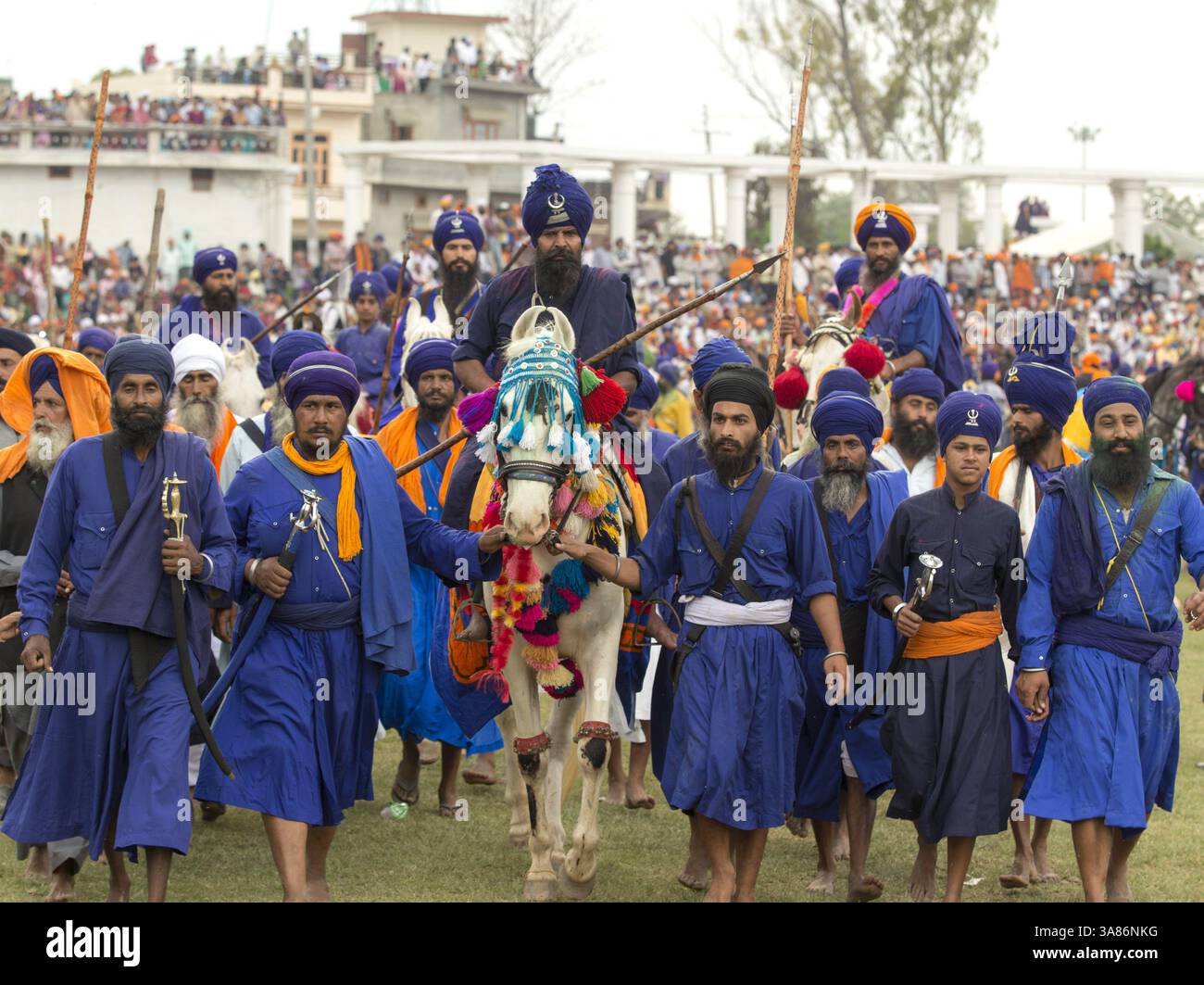 March 28, 2013 - Anandpur Sahib, Punjab, India - A Nihang chief arrives ...