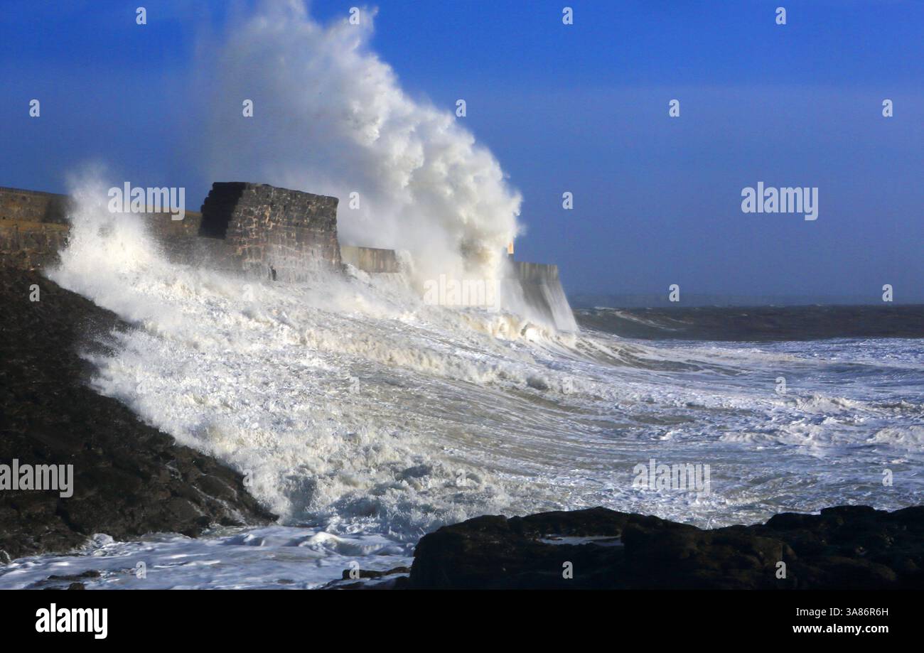 Storm waves (Storm Eowyn), Porthcawl Pier, South Wales, United Kingdom ...