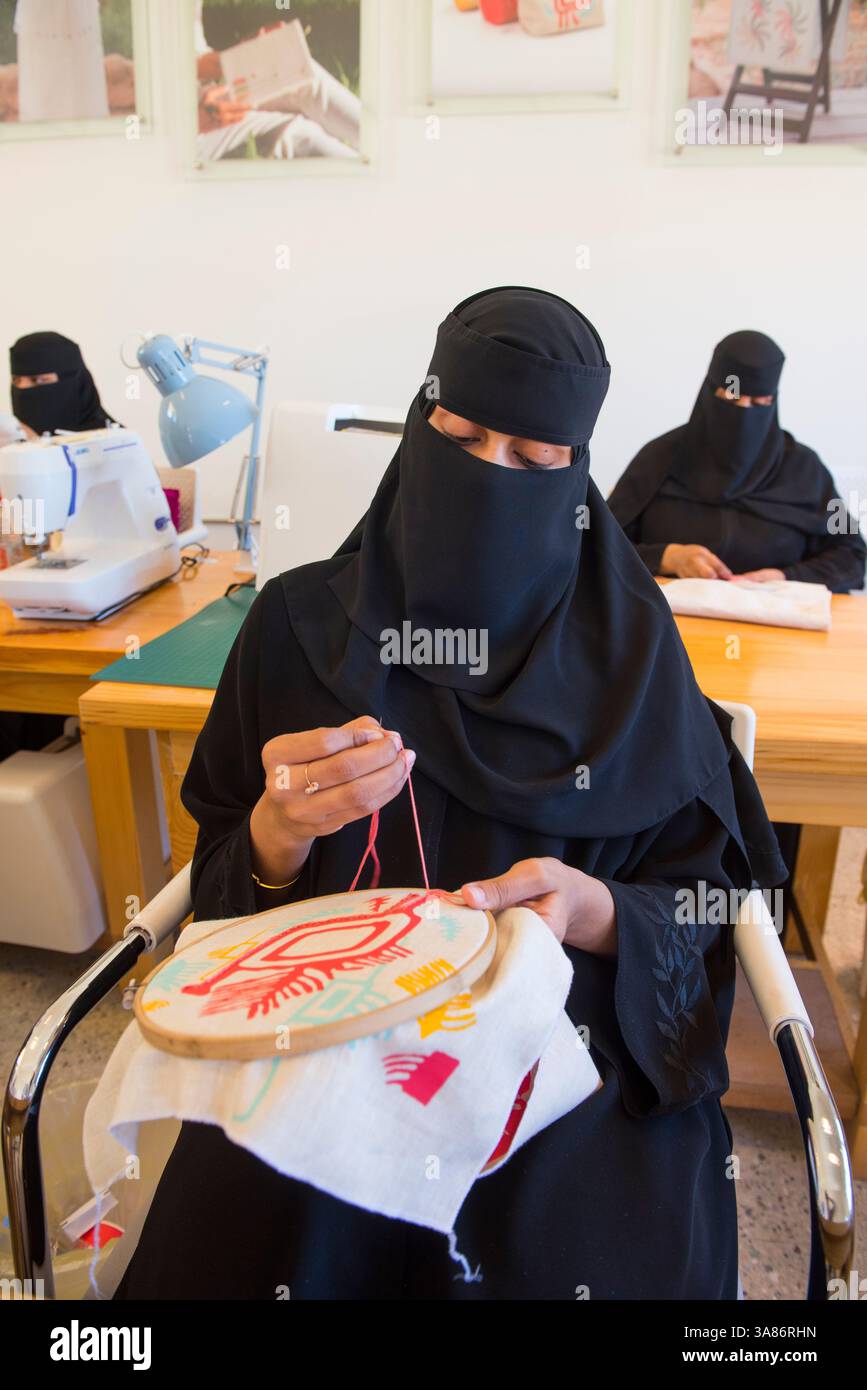 Sewing and embroidery workshop, Madrasat Addeera, an artistic space ...