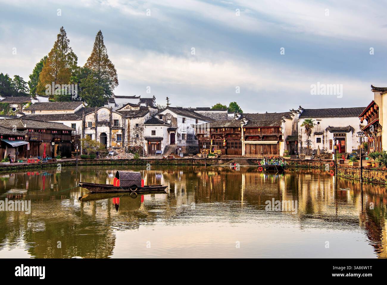 Zhuge Bagua village, 600 years old, Bagua layout, Lanxi County, Jinhua ...