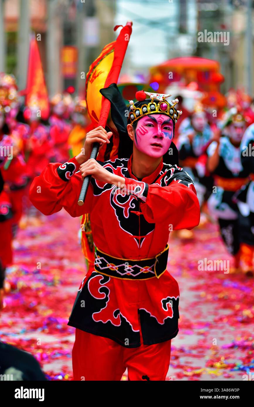 Water Margin characters, Yingge Dance, of the Chaozhou and Shatou area ...