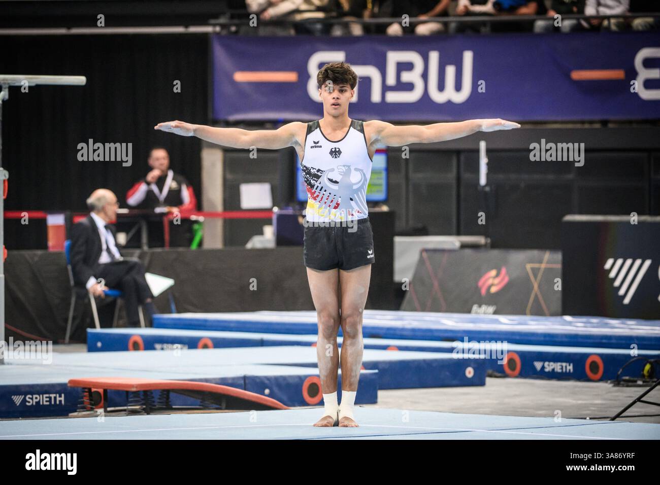 Stuttgart, Deutschland. 28th Mar, 2025. Elias Jaffer (GER, SV Halle)/40 ...