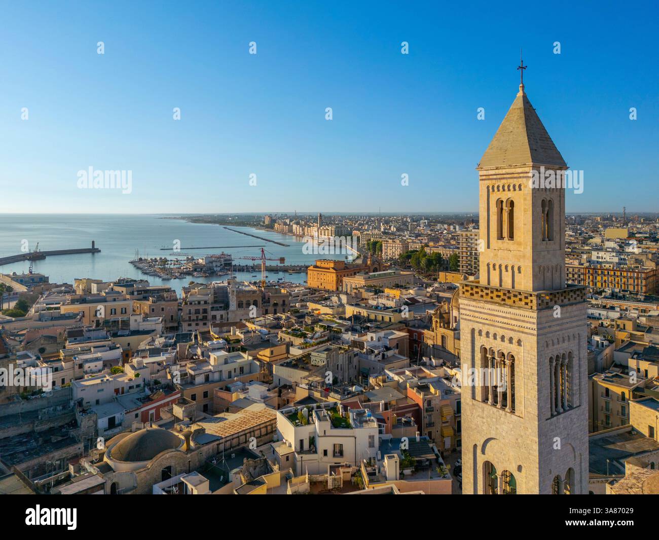 Italy bari city skyline hi-res stock photography and images - Alamy