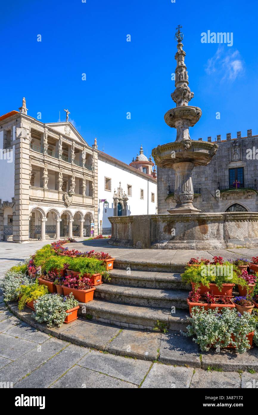 Republic square in viana hi-res stock photography and images - Alamy