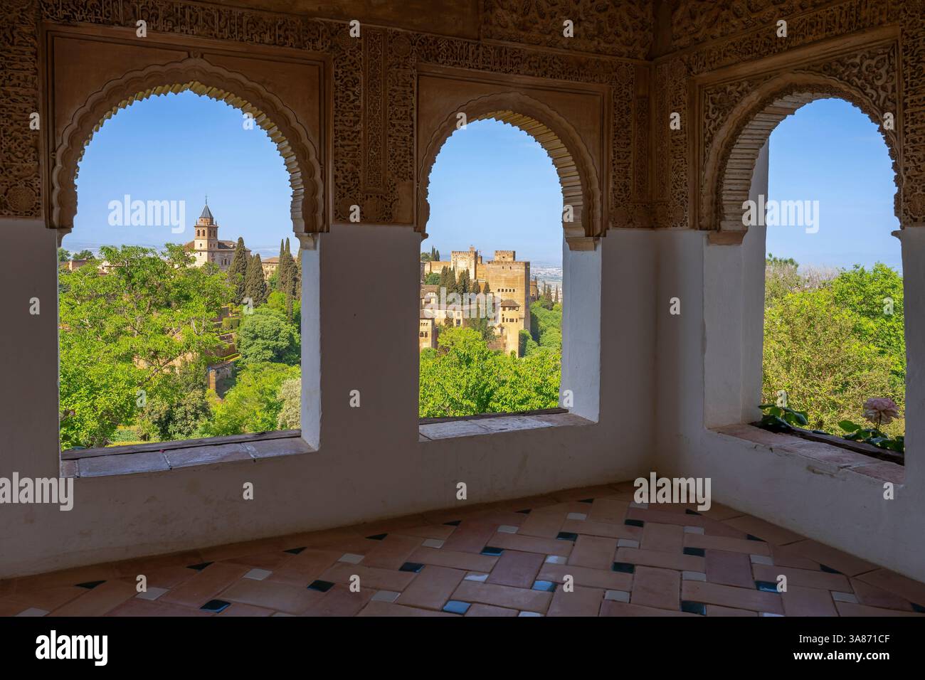 Generalife Palace, Generalife Gardens, Islamic and Mudejar architecture ...