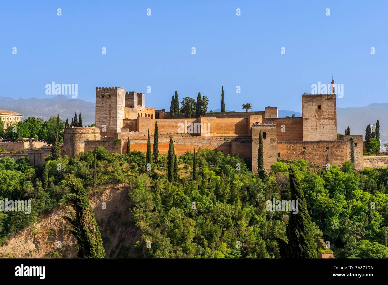 Mirador de San Nicolas, Islamic and Mudejar architecture, Alhambra ...