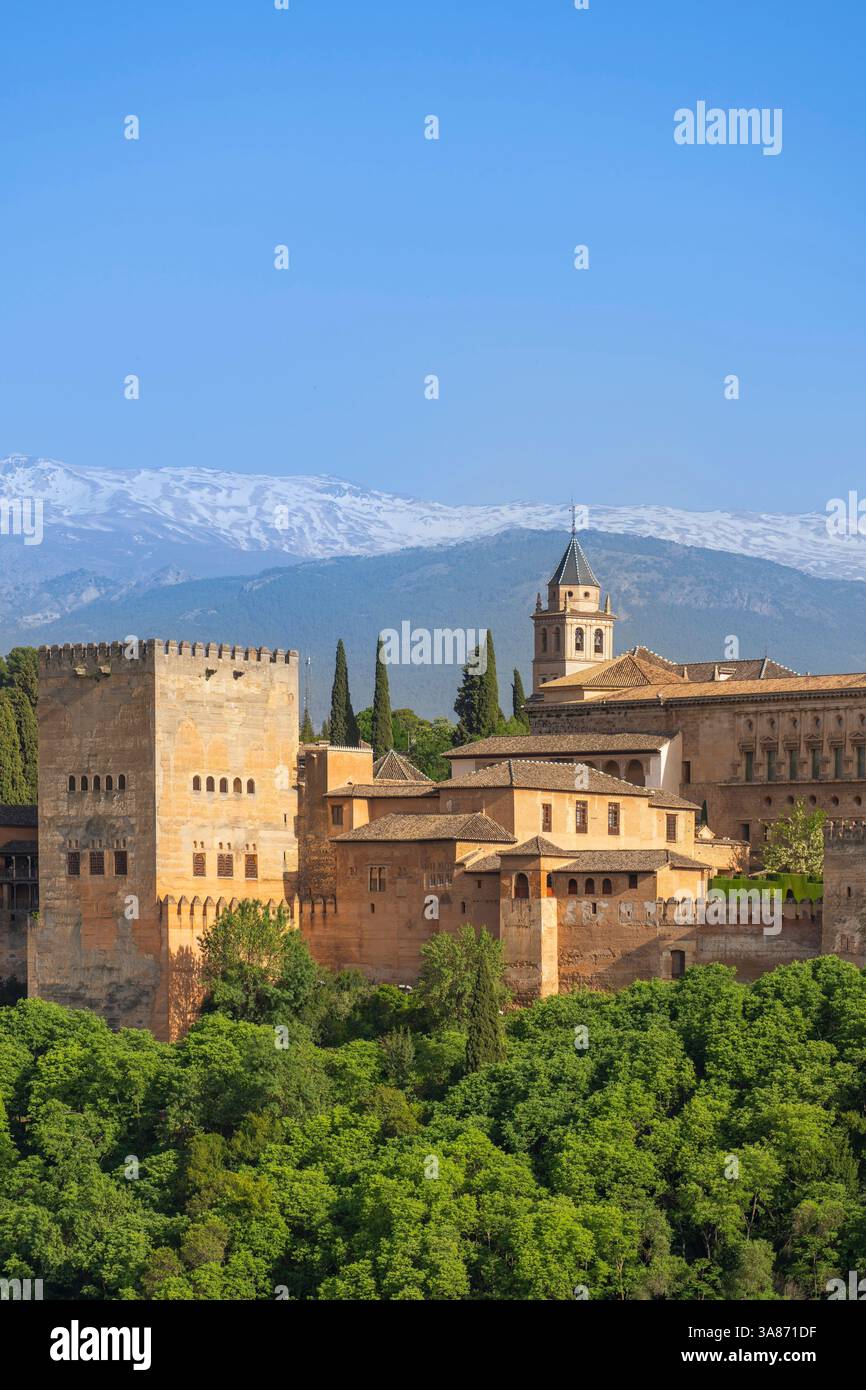 Mirador de San Nicolas, Islamic and Mudejar architecture, Alhambra ...