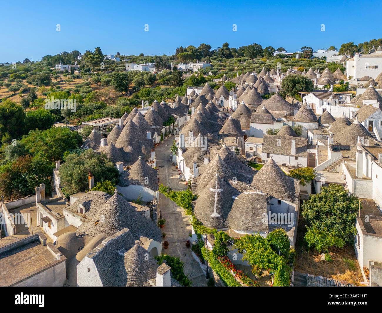 Trulli, Rione Monti, UNESCO, Alberobello, Bari, Apulia, Italy Stock ...