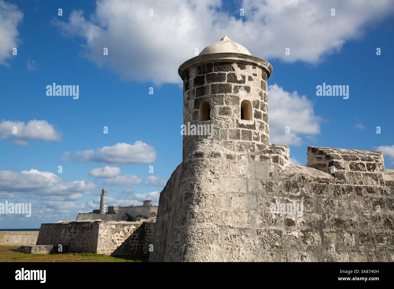Castillo Del San Salvador (foreground), Castillo Morro (background ...