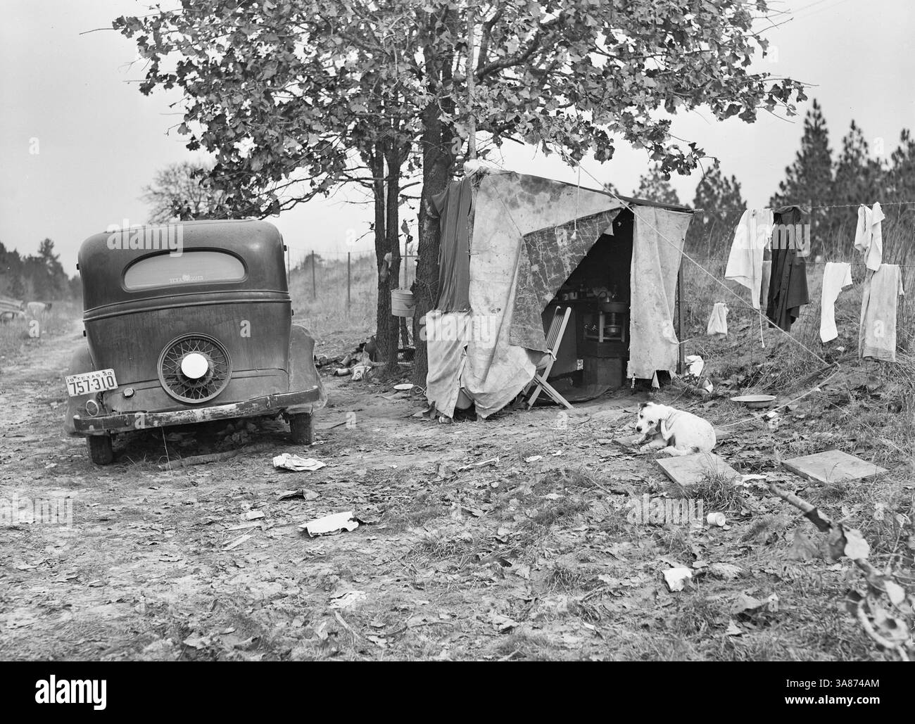 Construction workers family from Texas sleeping in car; cook and eat in ...