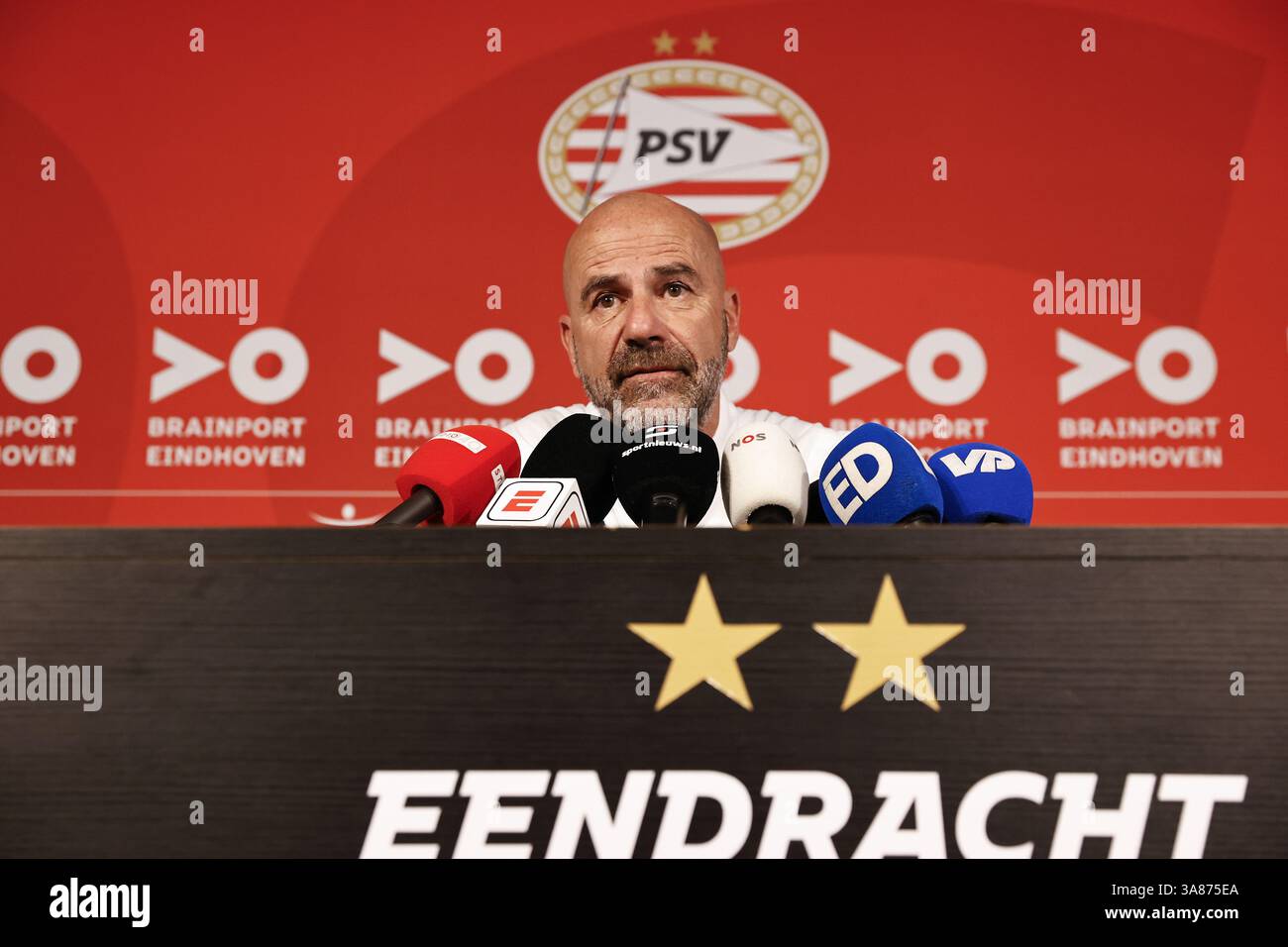 EINDHOVEN - PSV coach Peter Bosz during the press conference at De ...