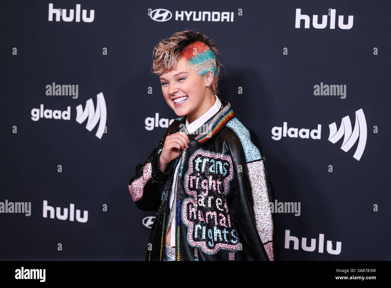 BEVERLY HILLS, LOS ANGELES, CALIFORNIA, USA - MARCH 27: American singer ...