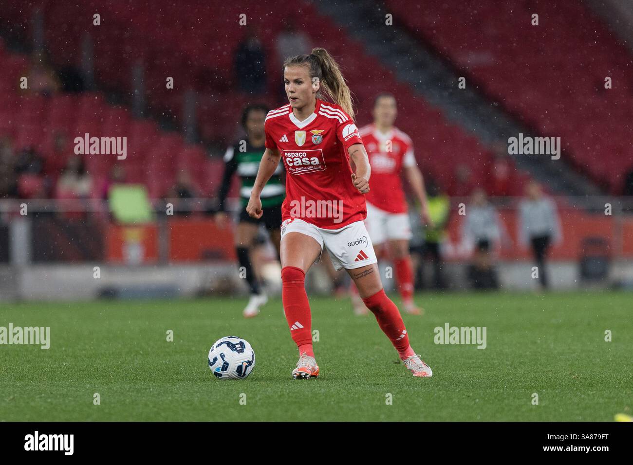 Lisboa, Portugal. 22nd Mar, 2025. Anna Gasper of Benfica seen in action ...