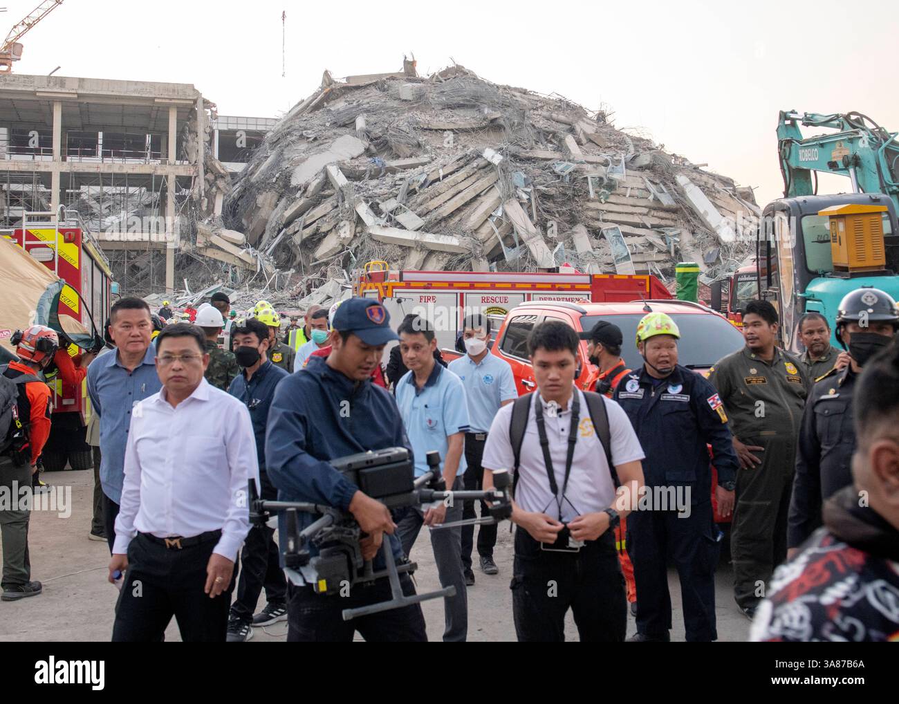 Earthquake in Myanmar affected Bangkok, Thailand Bystanders watch as ...